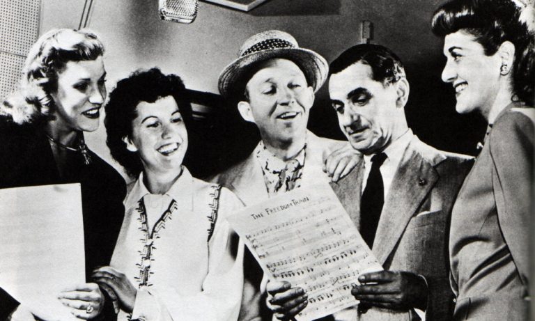 What Happened on May 29th in Music | This Day In Music